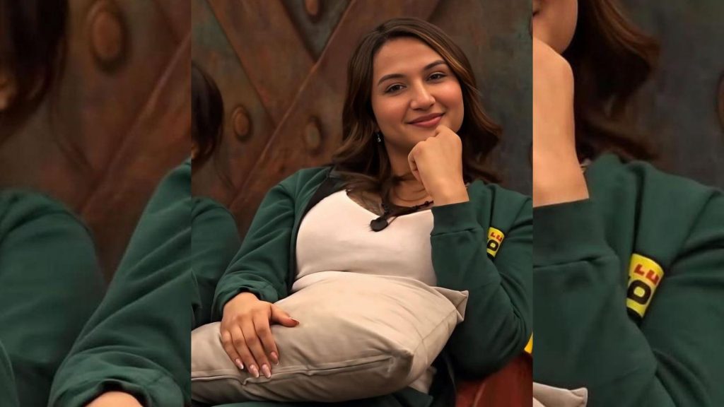 Rise and Fall: Anaya Bangar’s Brilliant Performance Makes Arbaz ...