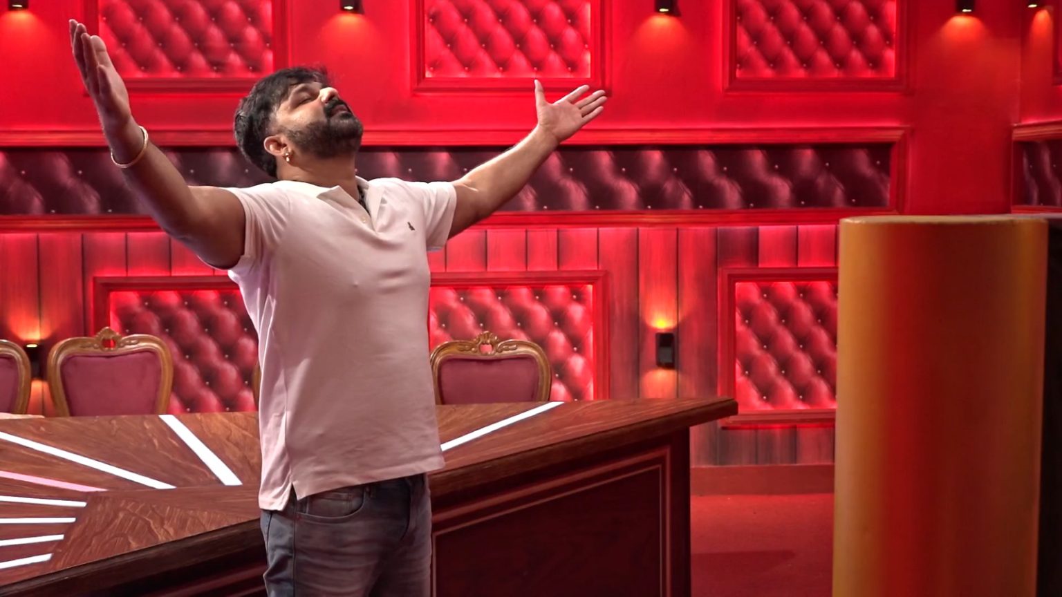 The Battle for Survival in Rise and Fall: Nayandeep wins the... - Hind ...